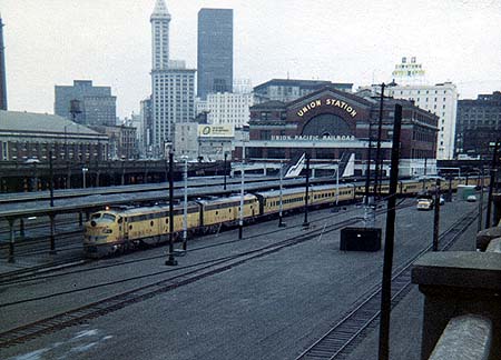 UP Passenger Trains in Seattle